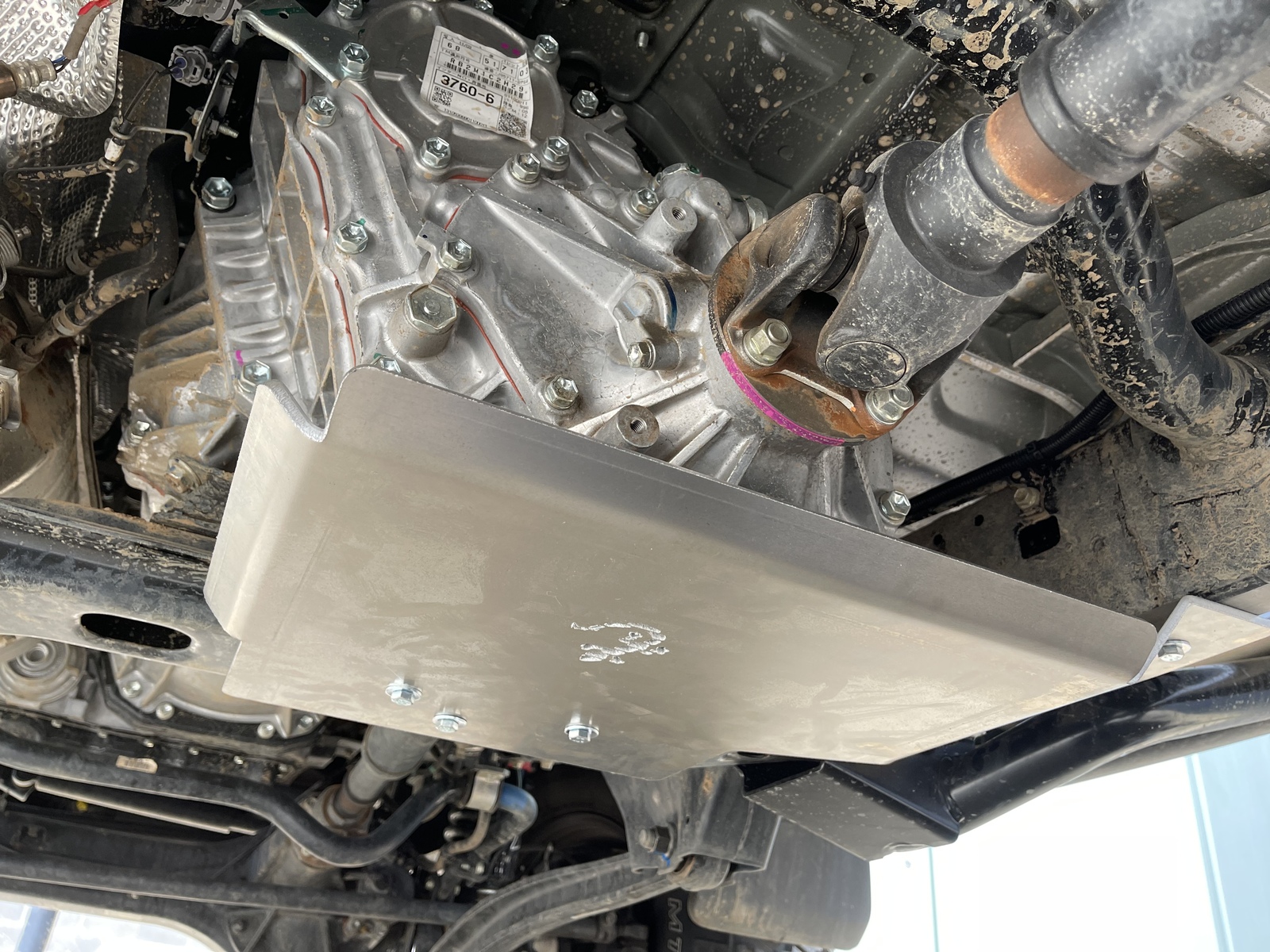 BushSkinz Elite - 6mm Alloy Toyota Landcruiser 70 Series Transfer Case ...